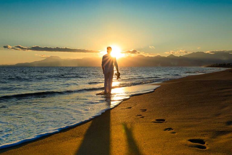 Jesus’ Example of Living Life to the Fullest - NIV Bible NIV Bible